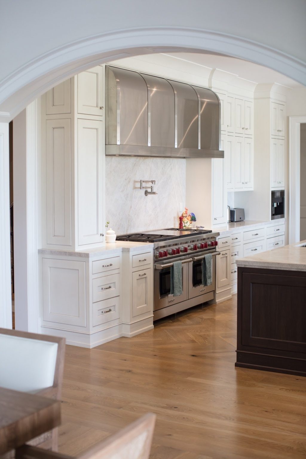 Kitchen Design: the Simple Range Hood Style Guide | Irpinia Kitchens