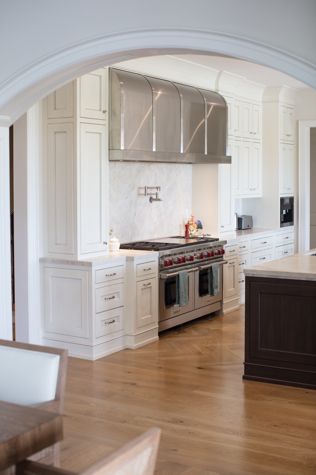 Kitchen Design: the Simple Range Hood Style Guide | Irpinia Kitchens
